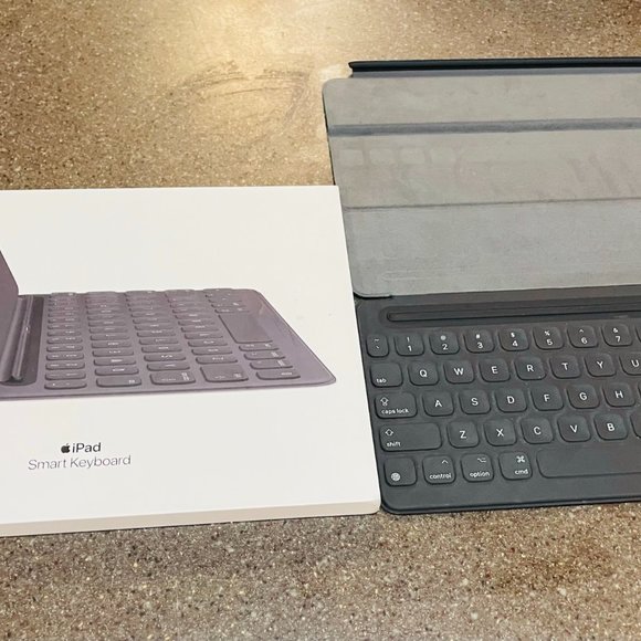 Apple | Tablets & Accessories | Apple Smart Keyboard Model A829 | Poshmark